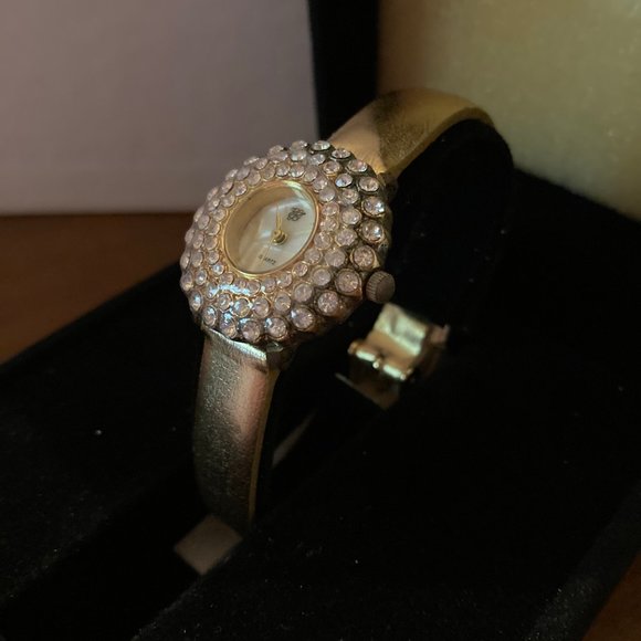 Elizabeth Taylor | Jewelry | Elizabeth Taylor Watch Vintage New In Box ...